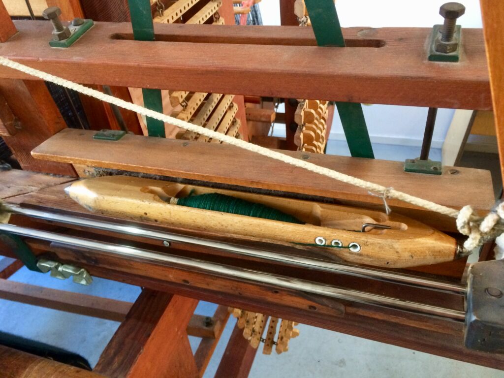 The art of weaving – TextileLab